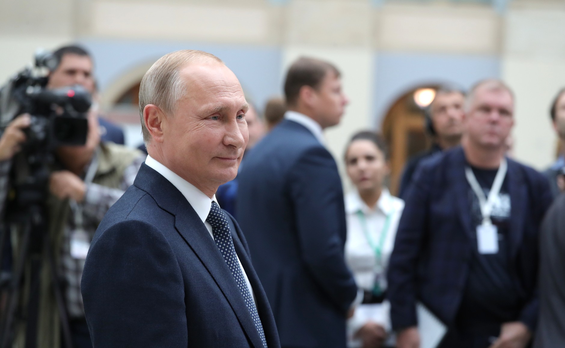 Russian president Putin expresses firm support for new Government in ...