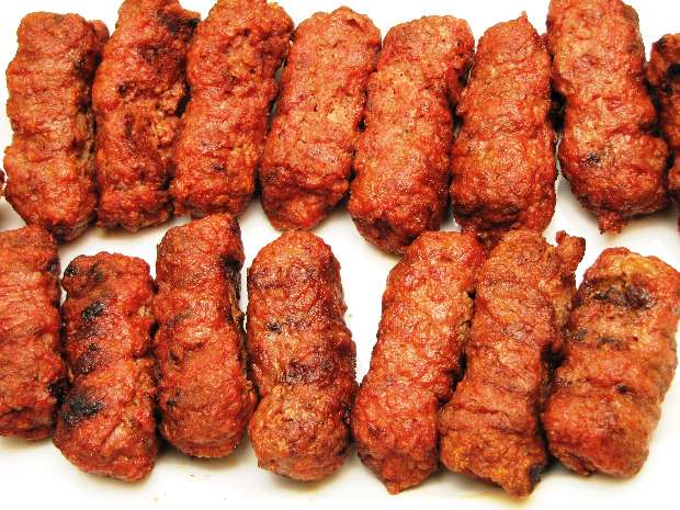 Romanians to eat over 30 million mici during the May 1 mini-break ...