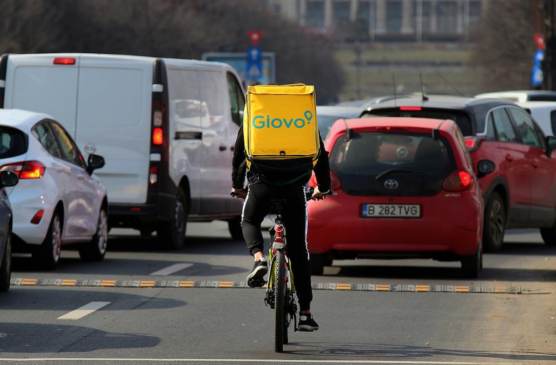 Auchan teams up with Glovo in Romania for product delivery | Romania ...