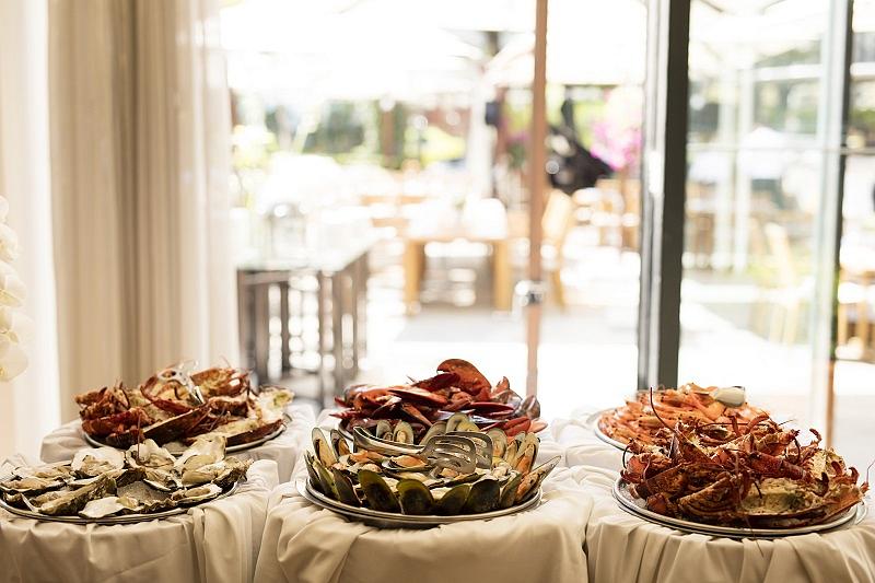 (P) Lavish buffet and sunny vibes, the perfect recipe for a leisurely ...